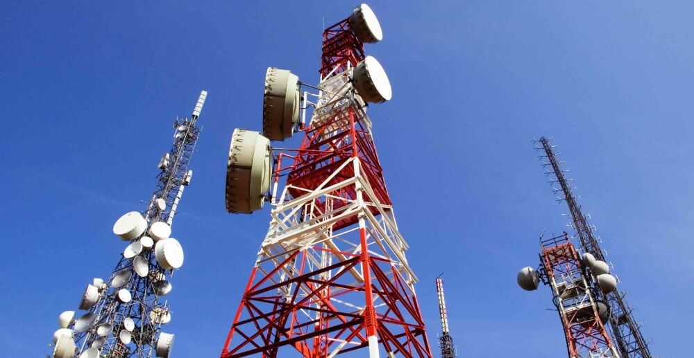 The Complete History of FM Radio Crunch Reviews